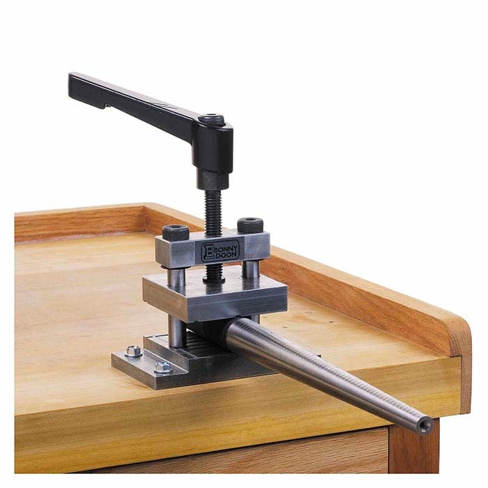Bonny Doon Vertical Vise, Bench Mount – Amadesa